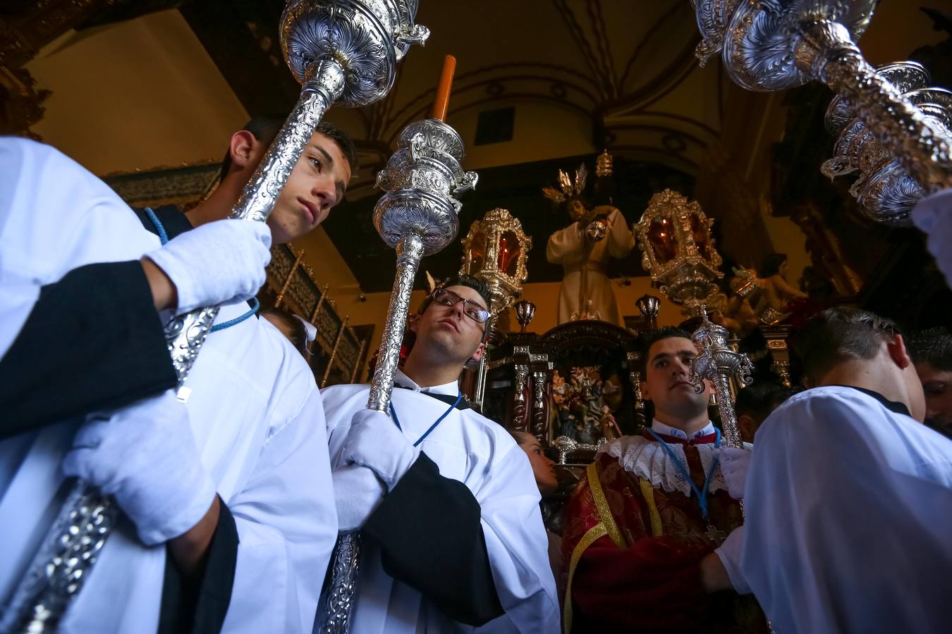 Concha, la cofradía que ve la Alhambra - ideal.es