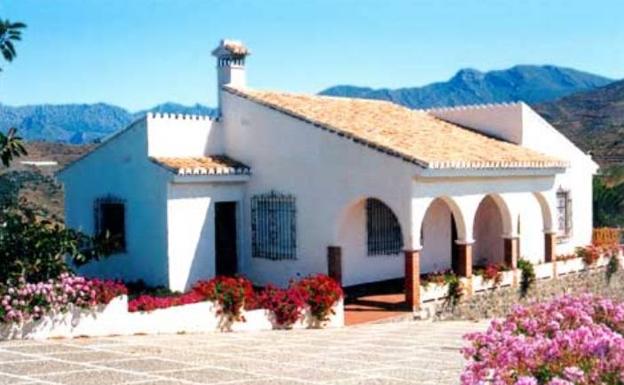 Seis casas rurales en las que descubrir de una forma diferente el ...