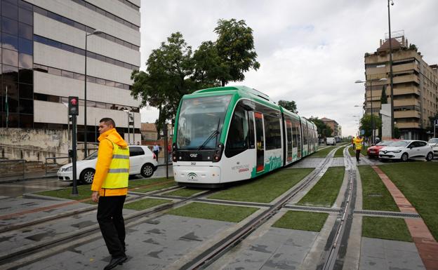 El Metro de Granada cambia su horario desde hoy hasta el Sábado Santo ...