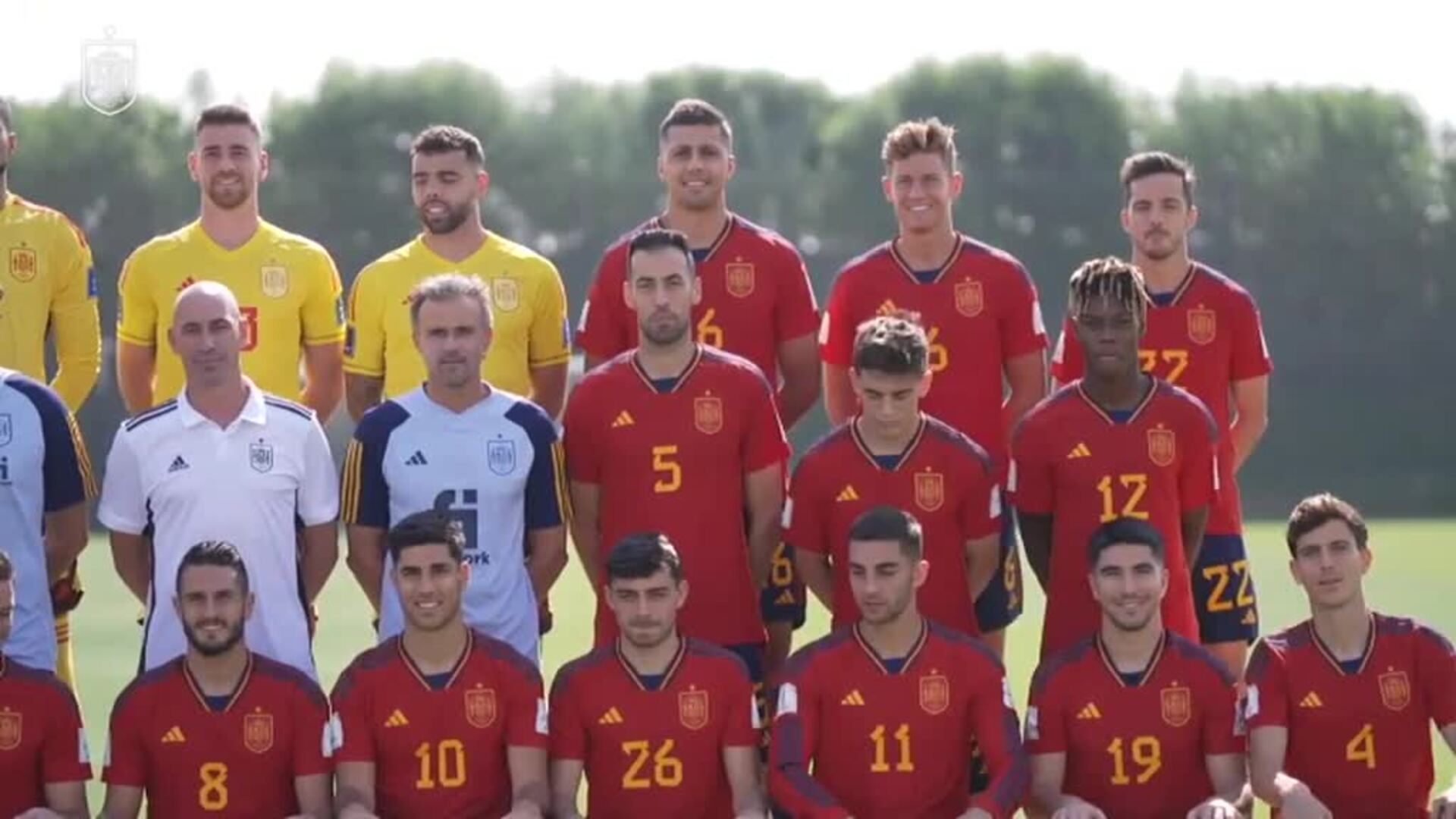 Luis Enrique: "Estoy encantando de debutar como seleccionador en un ...